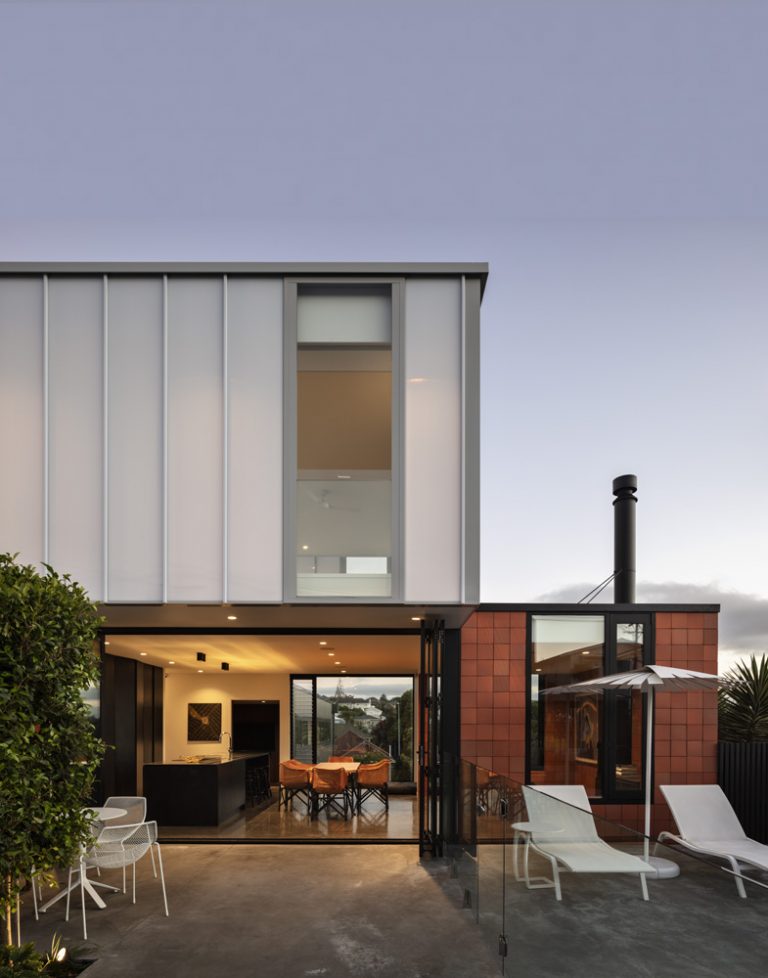 LIGHT & CLAY / Westmere - Crosson Architects